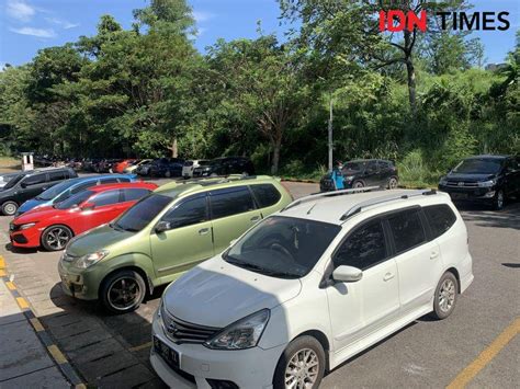 Cek Fakta Tarif Parkir Di Jakarta Naik Jadi Rp30 Ribu Per Jam Idn Times