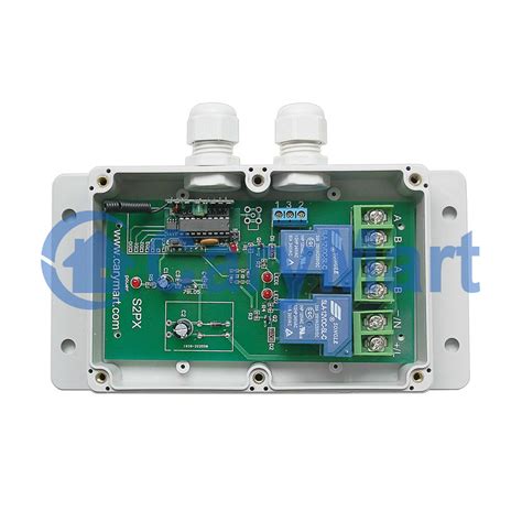 8 CH 30A DC Power Output Radio Remote Control Kit 1 Transmitter 4 Receivers With Waterproof