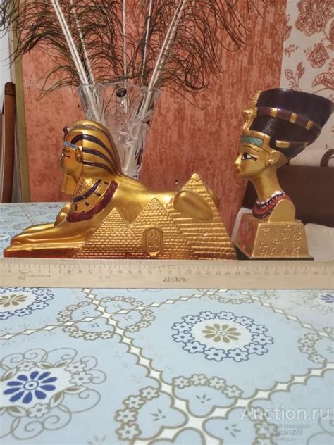 Египетские статуэтки "Сфинкс и Нефертити". Гипс. Одним лотом ...