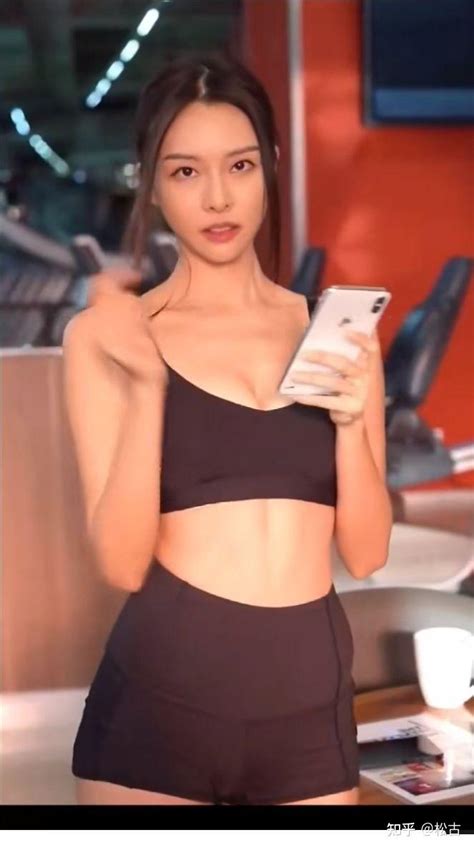 各位这个女的是谁啊 知乎