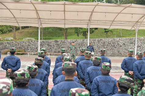 Rektor Unhan Ri Pimpin Apel Pagi Pelepasan Kadet Mahasiswa D 3