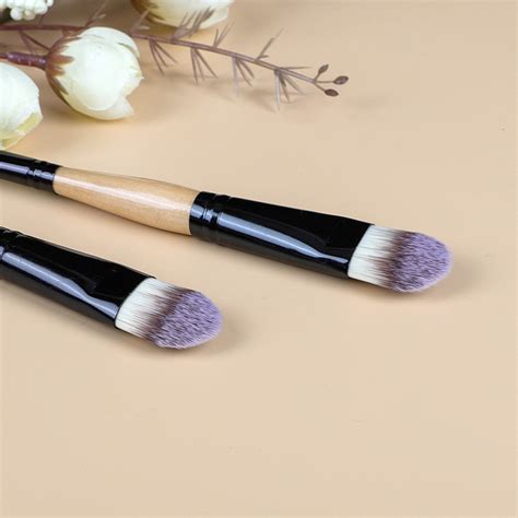 Badu Bg Двустранна многофункционална козметика Четка за сенки за очи Течна основа Пудра Четка за