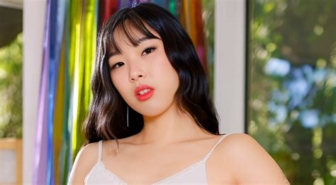 Elle Lee Actress Wiki Age Net Worth Videos Photos Height And More