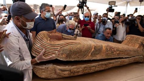 Egypt Reveals 59 Ancient Coffins Found Near Saqqara Pyramids Many With