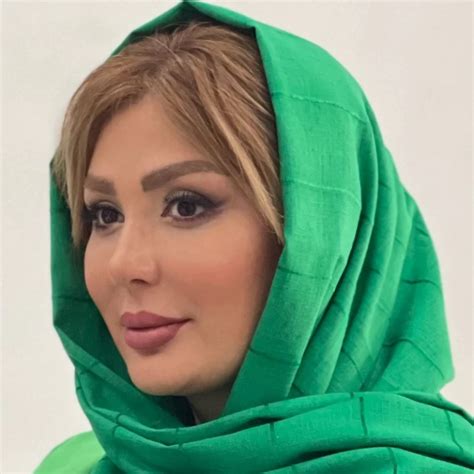 لاکچری بازی نیوشا ضیغمی و دخترش با بچه آهو بدون همسر پولدارش