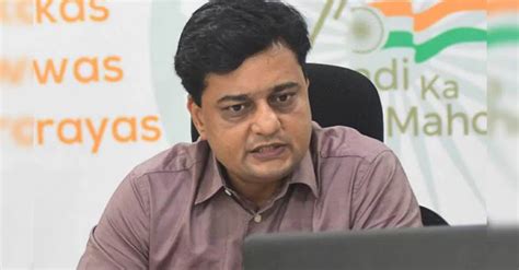 Guj Election Commission Of India Appoints Hareet Shukla As New Ceo