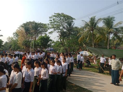 အမာမြို့ အခြေခံပညာ အထက်တန်းကျောင်းတွင် ၂၀၂၂ ခုနှစ် တက္ကသိုလ်ဝင်စာမေးပွဲ ပထမနေ့ စတင်ဖြေဆို