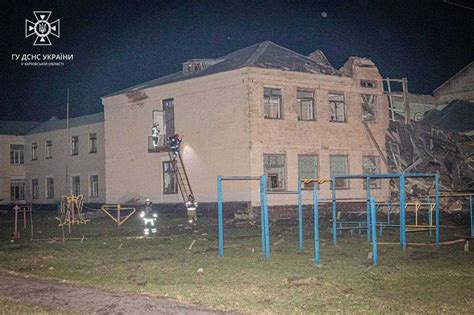 Нічна атака на Харків рашисти поцілили у школу та дитячий садок фото Новости Главного Ukr Net