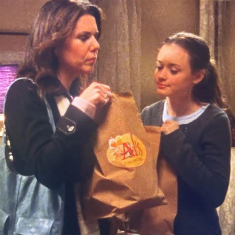 E13 S3 E13 S3 Rorygilmore Rory Lorelai Gilmoregirlstiktok