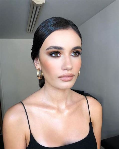 41 Classy Bridal Smokey Eye Makeup Ideas Weddingomania