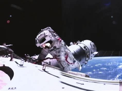 中国宇宙ステーション「天宮」損傷、宇宙ゴミ衝突が原因だった Uchubiz