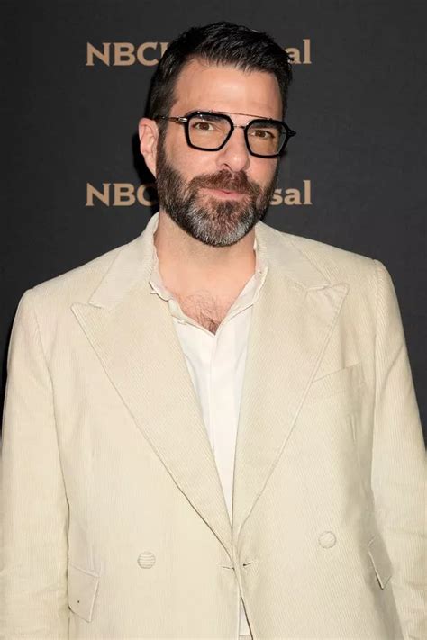 Star Trek Spock Star Banned From Restaurant After Making Staff Cry