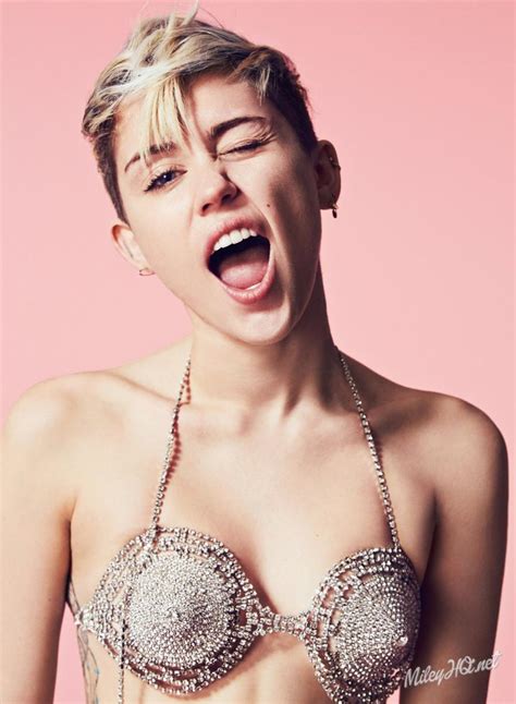Miley Cyrus Bangerz Fotoshoot Tumblr 2717 Miley Cyrus Bangerz Tour