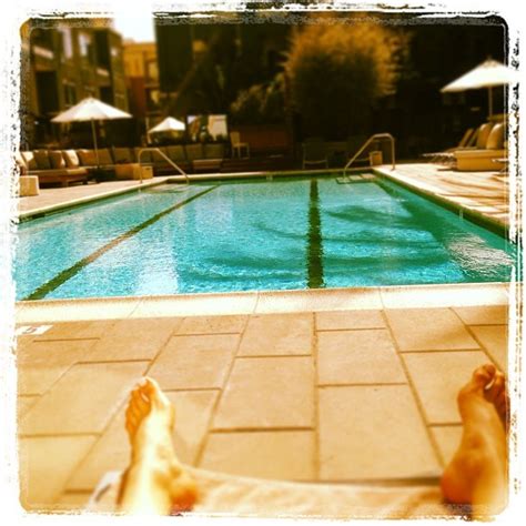 Leah Gibsons Feet