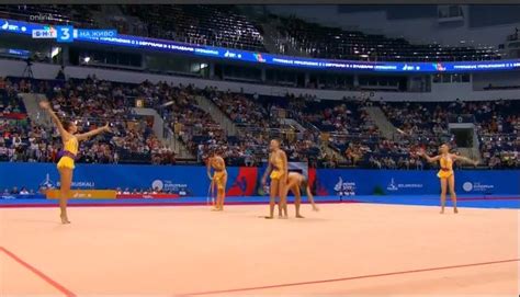 ЕВРОПЕЙСКИ ИГРИ В МИНСК БЪЛГАРИЯ ОБРЪЧИ И БУХАЛКИ Ансамбъл България обръчи и бухалки By