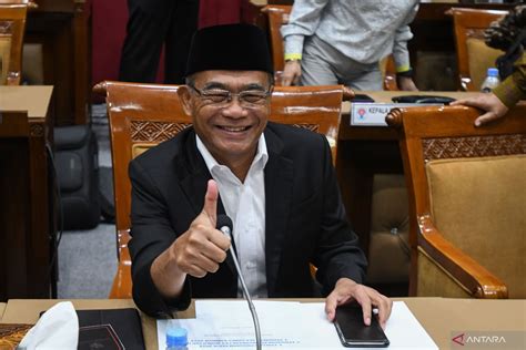 Minister Stresses Importance Of Disaster Mitigation Education Antara News