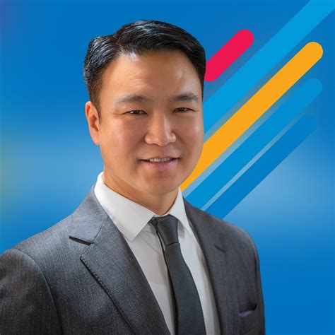 Нийтийн эрх ашгийн төлөө зөв шударгаар ажиллана E Mn