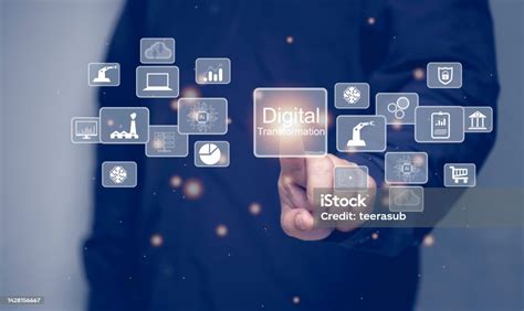 사업 구조 조정 회사 구조로의 전환 디지털 변환 기술 전략 비즈니스의 디지털화 및 디지털화 제품 프로세스 생산 혁신 디지털 전환에 대한 스톡 사진 및 기타 이미지 Istock