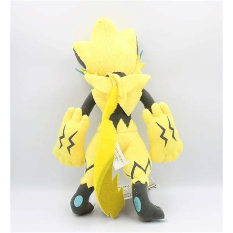 Pokemon Peluche Zeraora 25 Cm