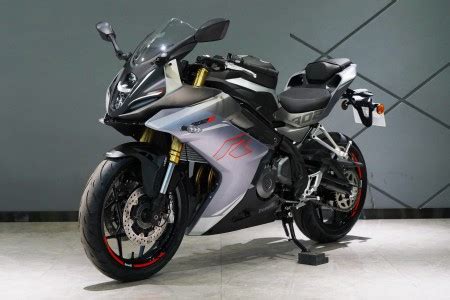 Tornado R