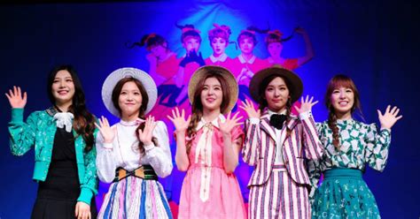 레드벨벳 예리 슬기 교통사고로 경미한 부상