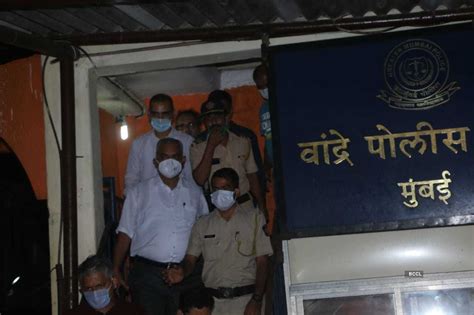 Sushant Singh Rajput Case Cbi Team Leaves Bandra Police Station View
