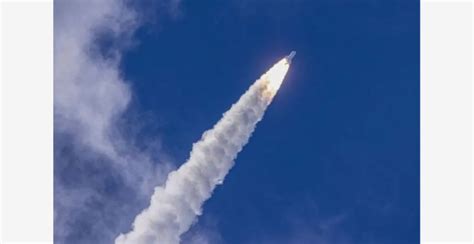 欧洲阿丽亚娜6型运载火箭进行首次发射 腾讯新闻