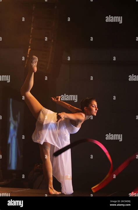 Female Contortionist Circus Performer Performing Hi Res Stock