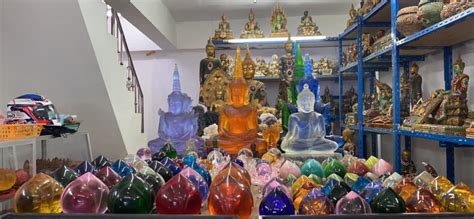 นพบารมีนารีนาคราช องค์ที่ 1 ศิลปิน แก้วเพทาย Facebook