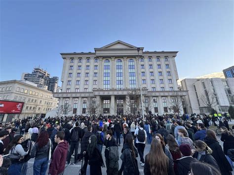 ФОТО ВИДЕО „Затвор за Васил“ протестот за Фросина продолжи пред