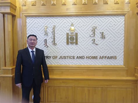 Magnaibayar 🌷Эрийн түшиг гэрийн чимэг Төрлийн язгуур төрийн тулгуур болсон эрхэмсэг