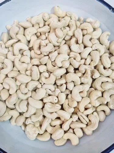 Organic Cashew Nut W240 Packaging Type Tin At ₹ 760kg In Uttarpara