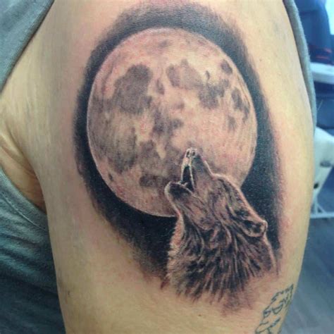 Wolf Howling At Moon Tattoo Berysup