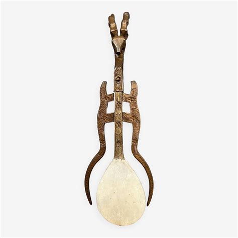 Gusle Ou Gusla Instrument De Musique Serbe A Une Corde Circa 1900 1940 Selency