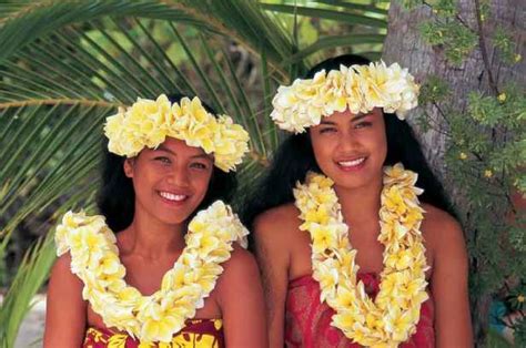 Tahitian Women Culture