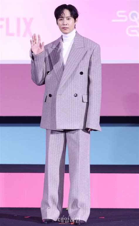 박성훈 오징어 게임 패러디 한 Av 사진 게재 후 삭제…실수로 공유 Kollo