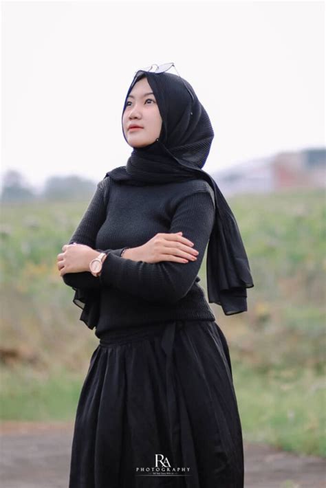 Foto Cewek Igo Hijab Hitam Dzargon