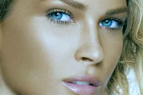 Makeup Tips Natural Makeup Look For Blue Eyes Blonde Hair Nikihow