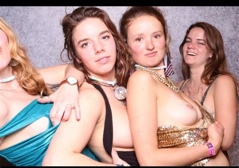 Nude Photobooth Screenshot20210606 121123chrome Porn Pic Eporner