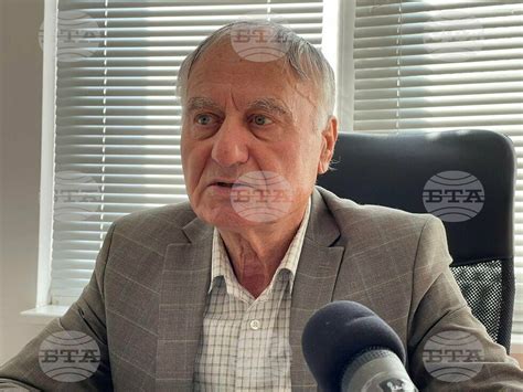 Членовете на Ловно рибарско дружество Добрич помагат за увеличаване на популацията на животни