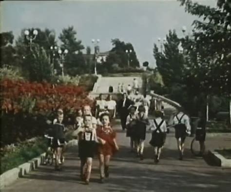 Строящийся Киев 1953 года на цветных кинокадрах Visualhistory — Livejournal