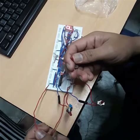 Simple Project Using Basic Logic Gates And Or Not Youtube