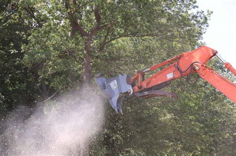 Horizontal Tree Saw For Excavator DXH752 Baumalight