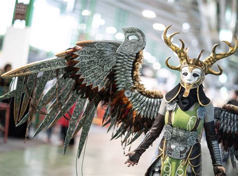 The Cosplay Artist Manually Collected Valkyries Suit From God Of War