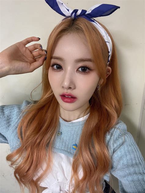 Korean Ass Popping 모델 한미모 1차 더스테이지에서 Umc모터쇼 1차 2022 Rkpopsexy