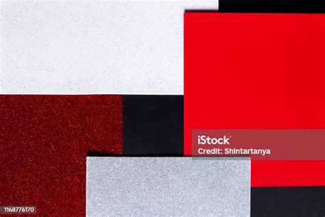 추상 배경 색 종이 텍스처 미니멀 한 배경입니다 그림자 휴일 배경 평지 상단보기와 빨간색 검은 색 실버의 최소한의 기하학적 모양과 라인 0명에 대한 스톡 사진 및 기타