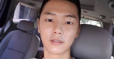 씨엔블루 강민혁·이정신 같은 날 입대동반입대는 아냐