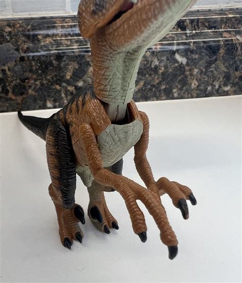 Mavin Vintage Kenner Jurassic Park Velociraptor Dino Strike 1993 Jaws Raptor Jp03