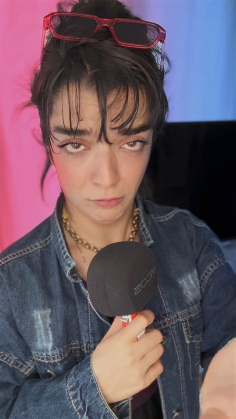 ‎طنز سارینا‎ ‎بچه ها 👆🏽ماشین شخصیم 🤭 ماشین شخصیم؟ 🫵🏽بچه ها 💕🚠‎ Instagram