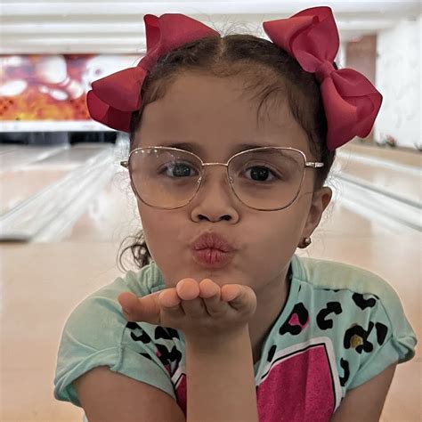 Canal Da Manu Youtube